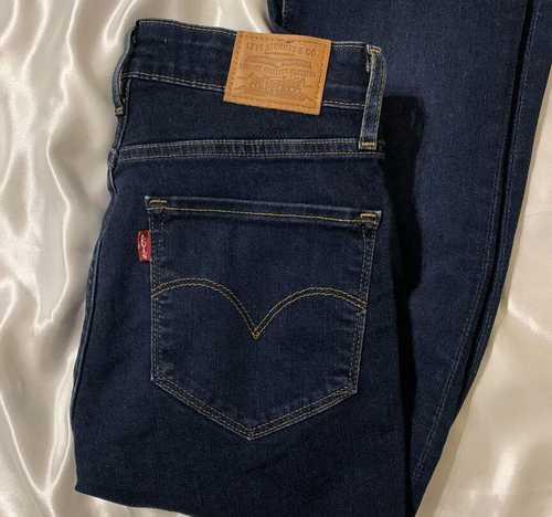 Женские джинсы Levis 725 high rise bootcut