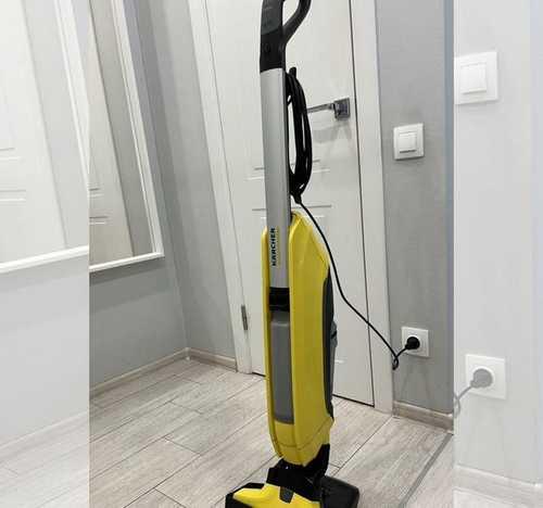 Моюший пылесос karcher FC5