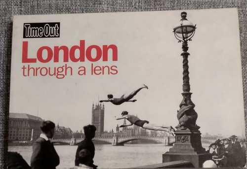London through a lens (Time Out Postcard Book)
