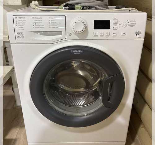 Стиральная машина Hotpoint Ariston vmsg 601 b