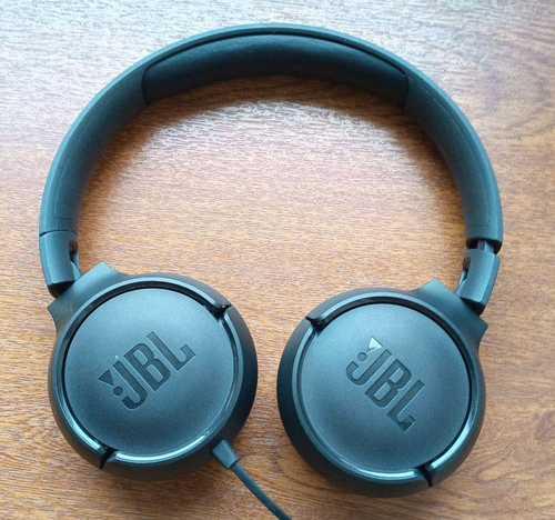 Проводные наушники JBL