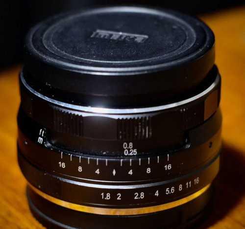 Объектив Meike 25mm f/1.8 для fujifilm X-mount