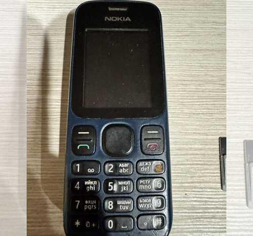 Nokia 100