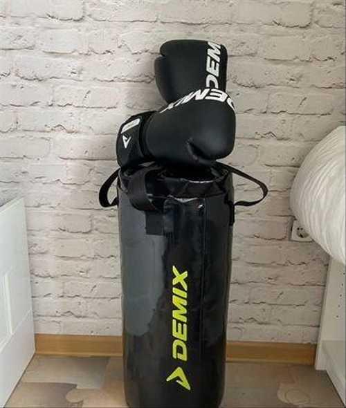 Боксерские перчатки и мешок набивной Demix 10 кг