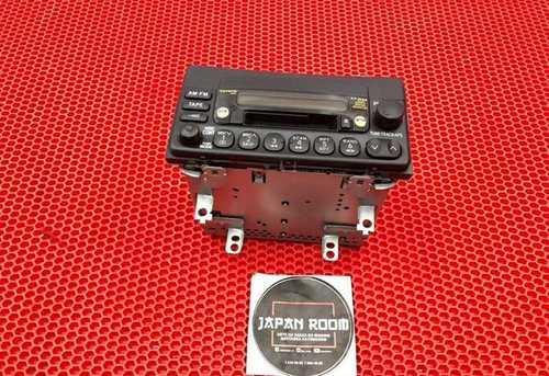 Магнитола Toyota Corolla NZE121 1nzfe 2000