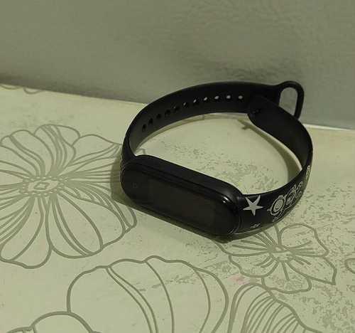 Часы xiaomi mi band 7