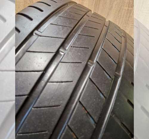 Bridgestone Alenza 001 275/45 R20 и 305/40 R20 110Y