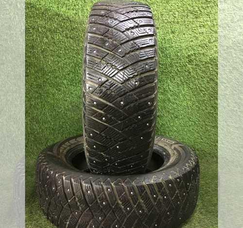 Goodyear UltraGrip Ice Arctic SUV 235/65 R17 108T