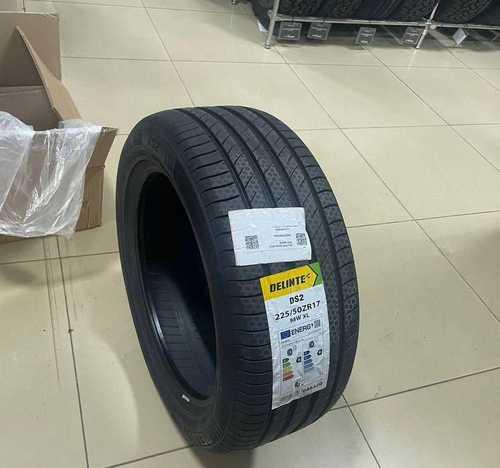 Delinte DS2 225/50 R17 98W