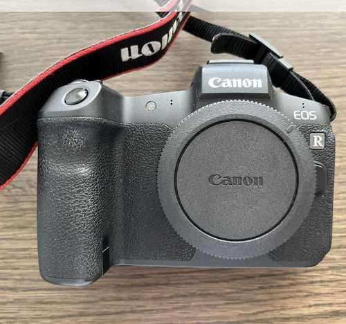 Фотоаппарат canon eos r в идеальном состоянии