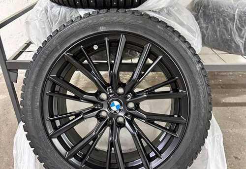 Комплект колес с зимними шинами BMW