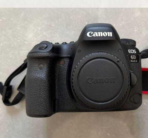 Фотоаппарат Canon 6D Mark II Body