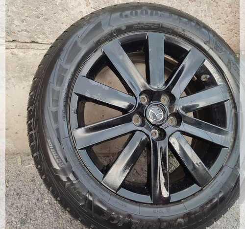 Продам колеса Goodyear UltraGrip 225/60 R18