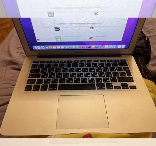 Apple macbook air 13 early 2015