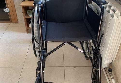 Коляска инвалидная, кресло-каталка