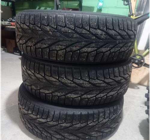 Nokian Tyres Hakkapeliitta R2 SUV 225/65 R17