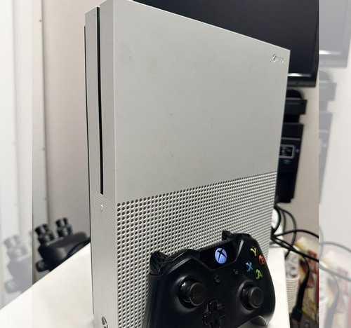 Xbox one S 500gb   Гарантия   геймпад