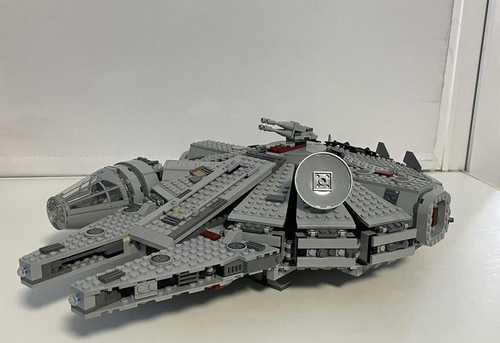 Lego 7965 Millenium Falcon
