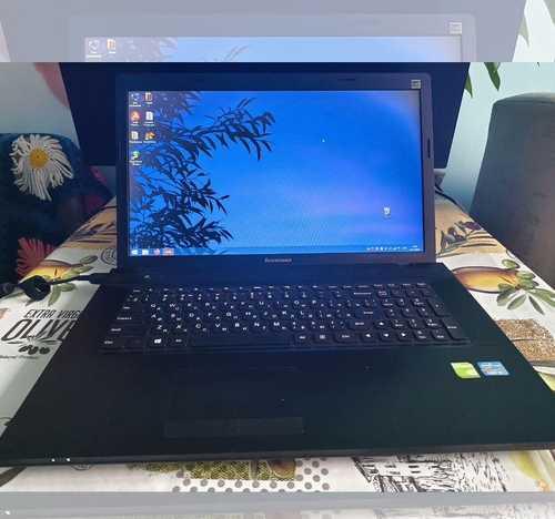 Ноутбук Lenovo g700 i3-3110/6gb/gt720