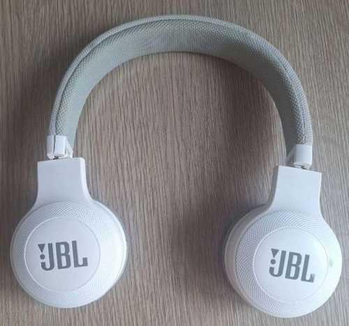 Беспроводные наушники jbl tune 450bt