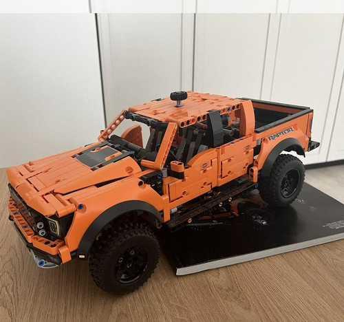 Конструктор Lego 42126 Ford Raptor + инструкция