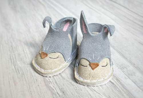Обувь для куклы Paola Reina «Зайчики»