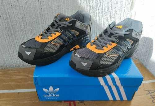 Кроссовки летние Adidas 35-39 и 40-44 RU