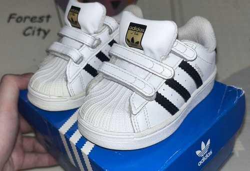 Кроссовки adidas superstar