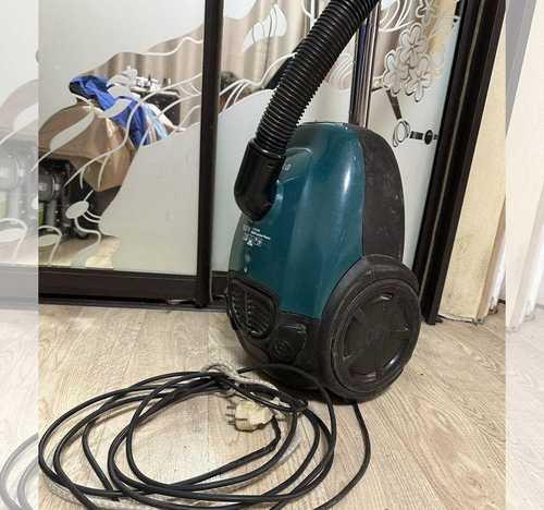 Пылесос LG 1400Вт