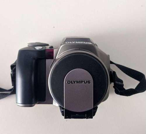 Зеркальный фотоаппарат olympus is-300