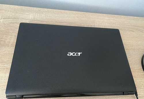 15.6" Acer Aspire 5560G, 500 ГБ, A4-3305M, RAM 4 ГБ, Radeon HD 7470M 1 ГБ