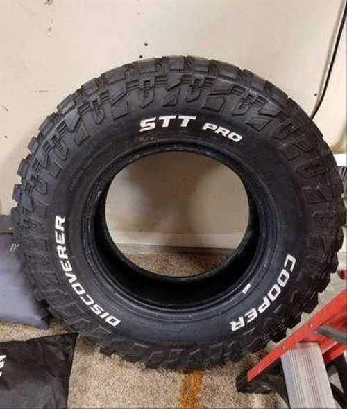 Cooper Discoverer STT PRO 285/75 R17