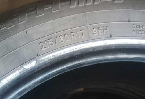 Toyo Tranpath mpF 215/60 R17 96H