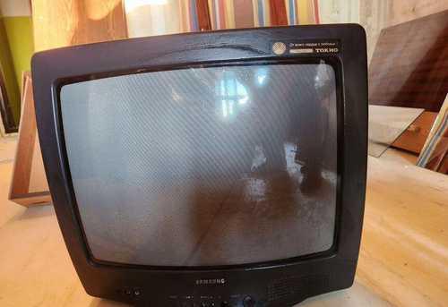 Продам старый телевизор Samsung