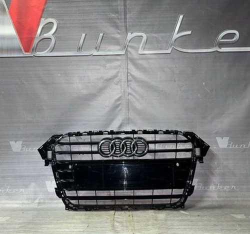 Решетка радиатора Audi (Ауди) A4