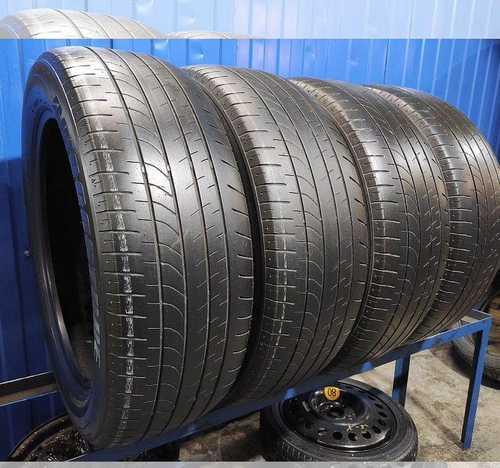 Bridgestone Dueler H/L 33A 235/55 R20