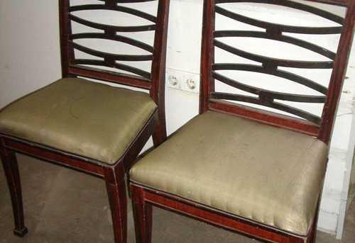 Старинные стулья. Цена за пару