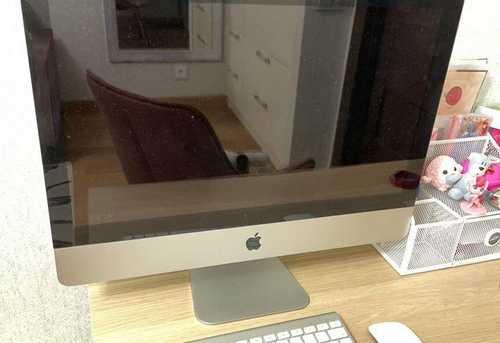 Apple iMac 21,5 (2011)