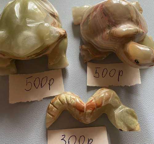 Фигурка из оникса