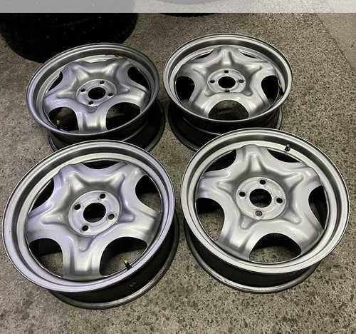 Диски 4x100 Vesta Largus Sandero X-Ray Цо 60.1 R16