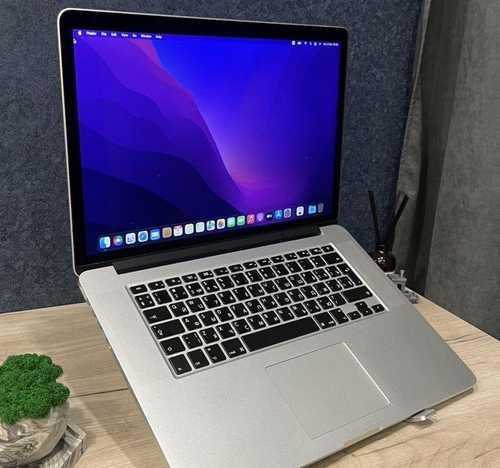 Apple macbook pro 15 mid 2015