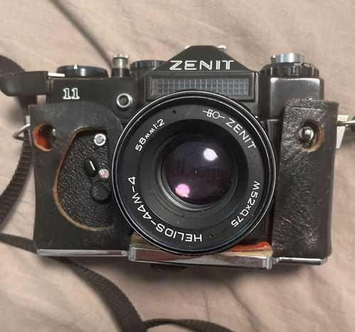 Плёночный фотоаппарат Zenit 11