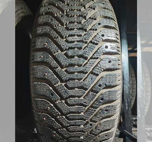 Goodyear UltraGrip 500 225/60 R17 99T