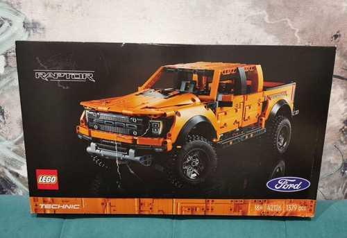 Lego Technic 42126 Ford F-150 Raptor Помятый Новый