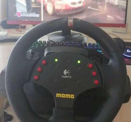 Игровой руль logitech momo racing