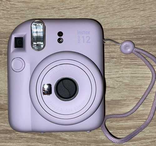 Фотоаппарат мгновенной печати instax mini 12