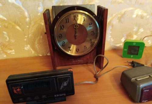 Часы настольные СССР с недельным заводом