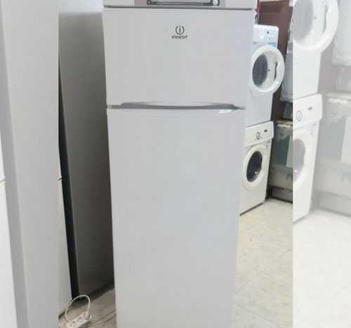 Indesit ST 167 Гарантия Холодильник