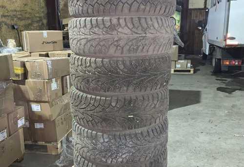 Hankook Winter I'Pike W409 215/65 R15