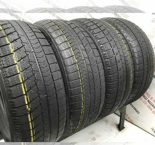 Bridgestone Blizzak VRX2 225/60 R17 M